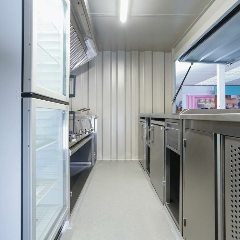 Verfügbare Foodtrailer - walkingboxes PREMIUM FOODTRAILER kaufen!